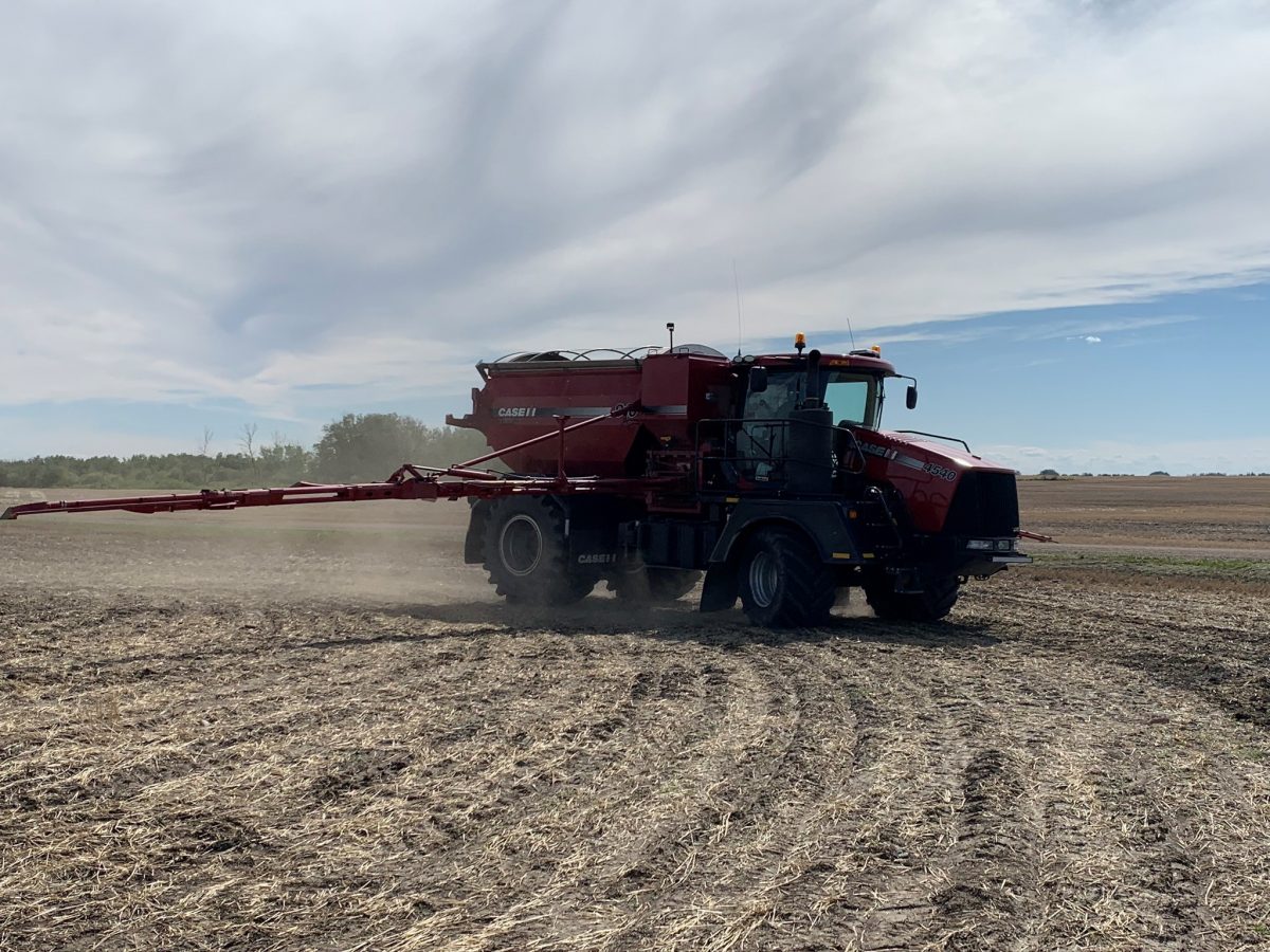 Custom Spreading – CropMax Consulting Inc.